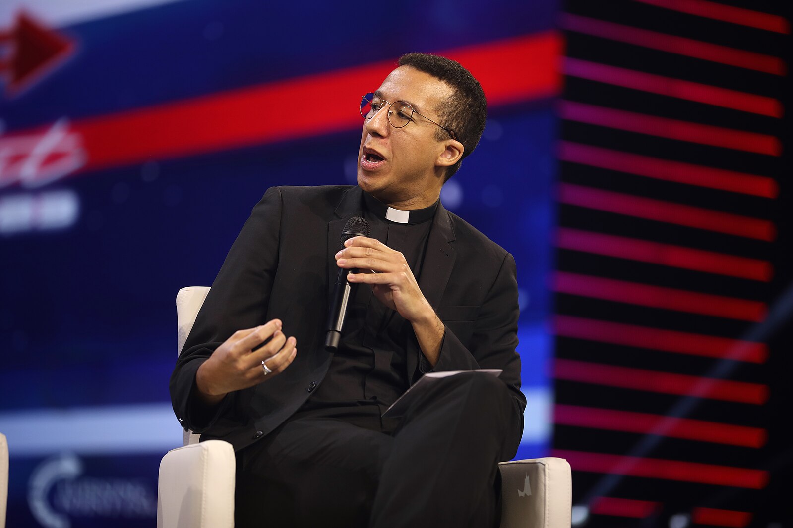 Priest Warns Of What's In Store For America - The Christian Tribune